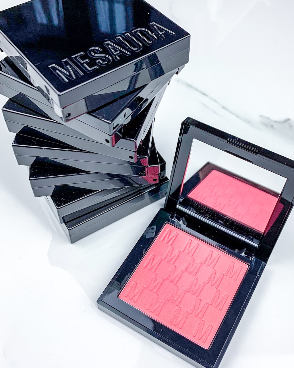 MESAUDA AT FIRST BLUSH RECENSIONE & SWATCHES - Giulia Bencich Blog